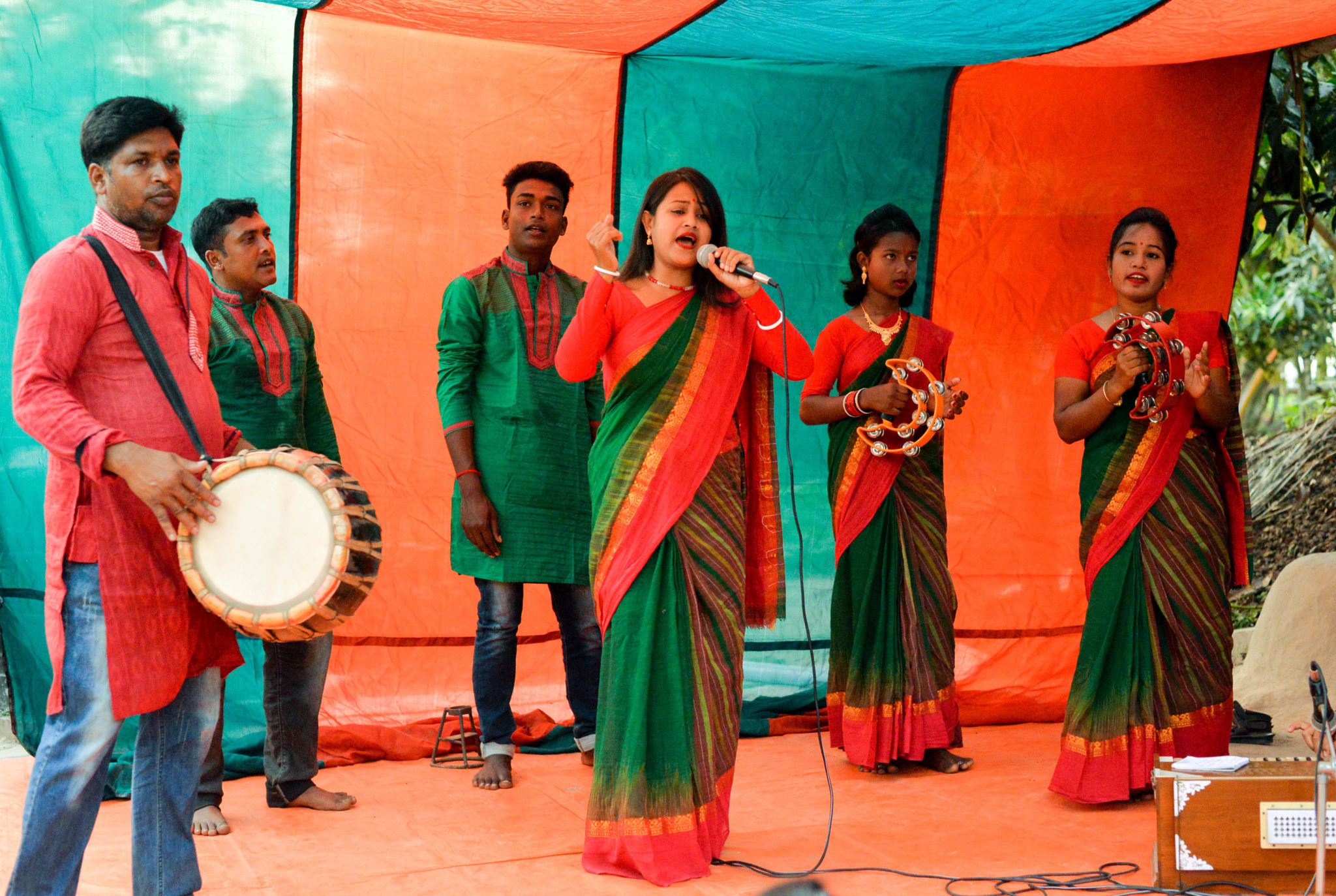 Printing the Calamity: Pattachitra Scrolls on Tropical Cyclones and ...